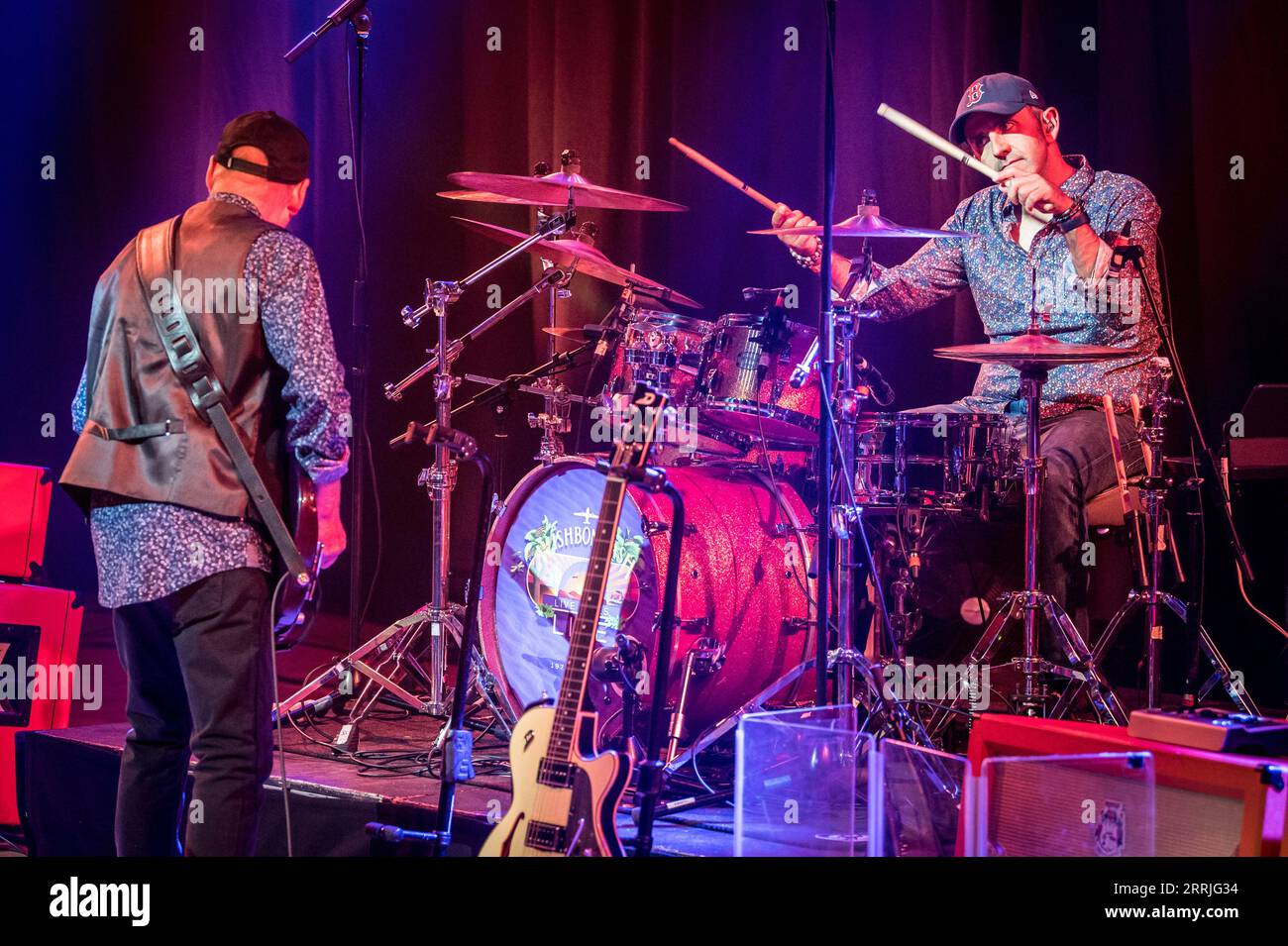 Bob Skeat on bass & Mike Truscott on drums Stock Photo - Alamy