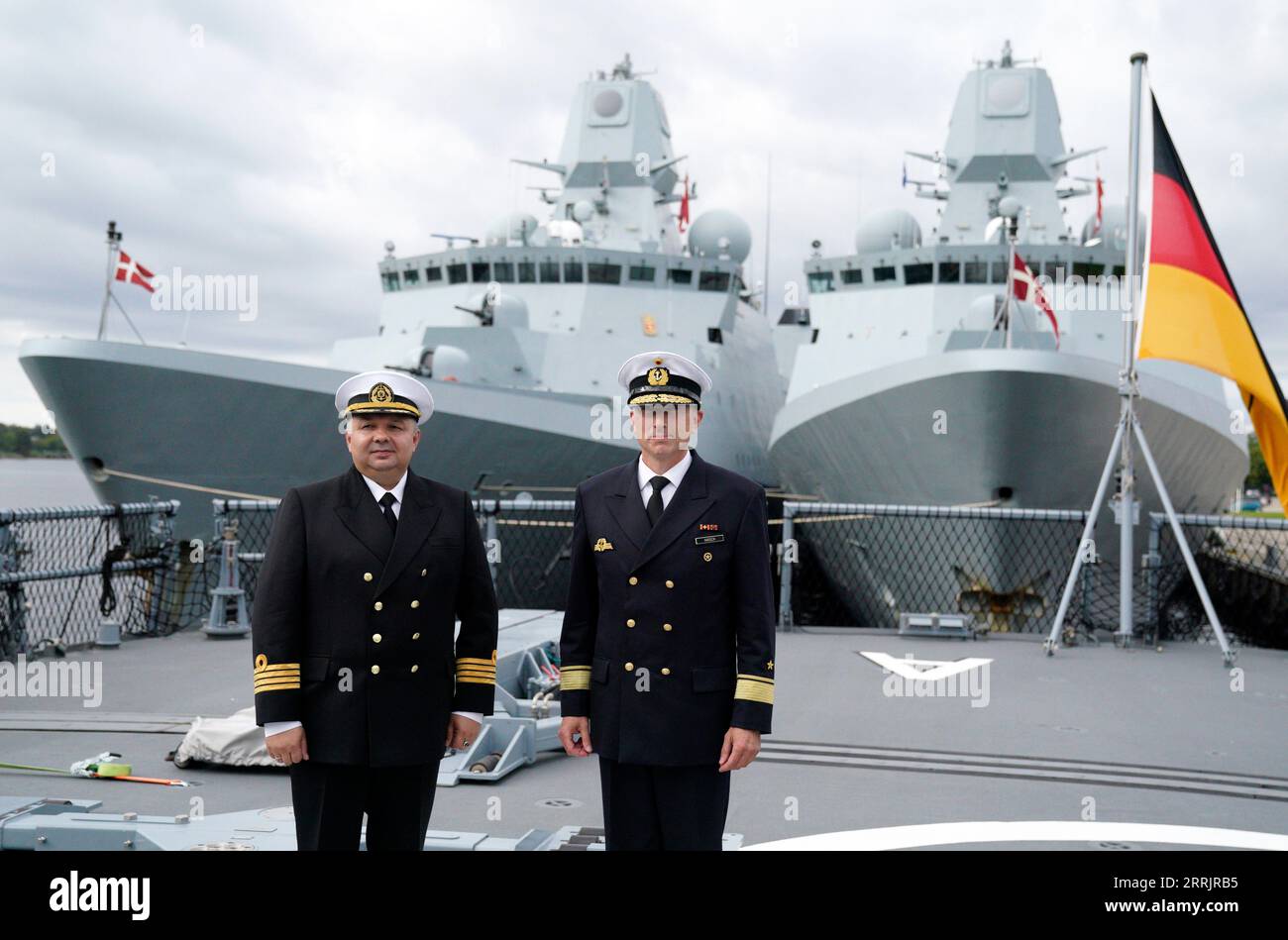 Riga, Latvia. 08th Sep, 2023. Flotilla Admiral Stephan Haisch (r ...
