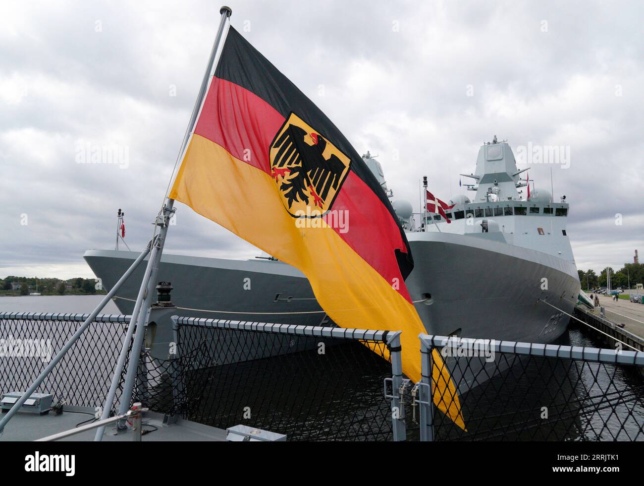 Riga, Latvia. 08th Sep, 2023. The German flag of the frigate Hamburg ...