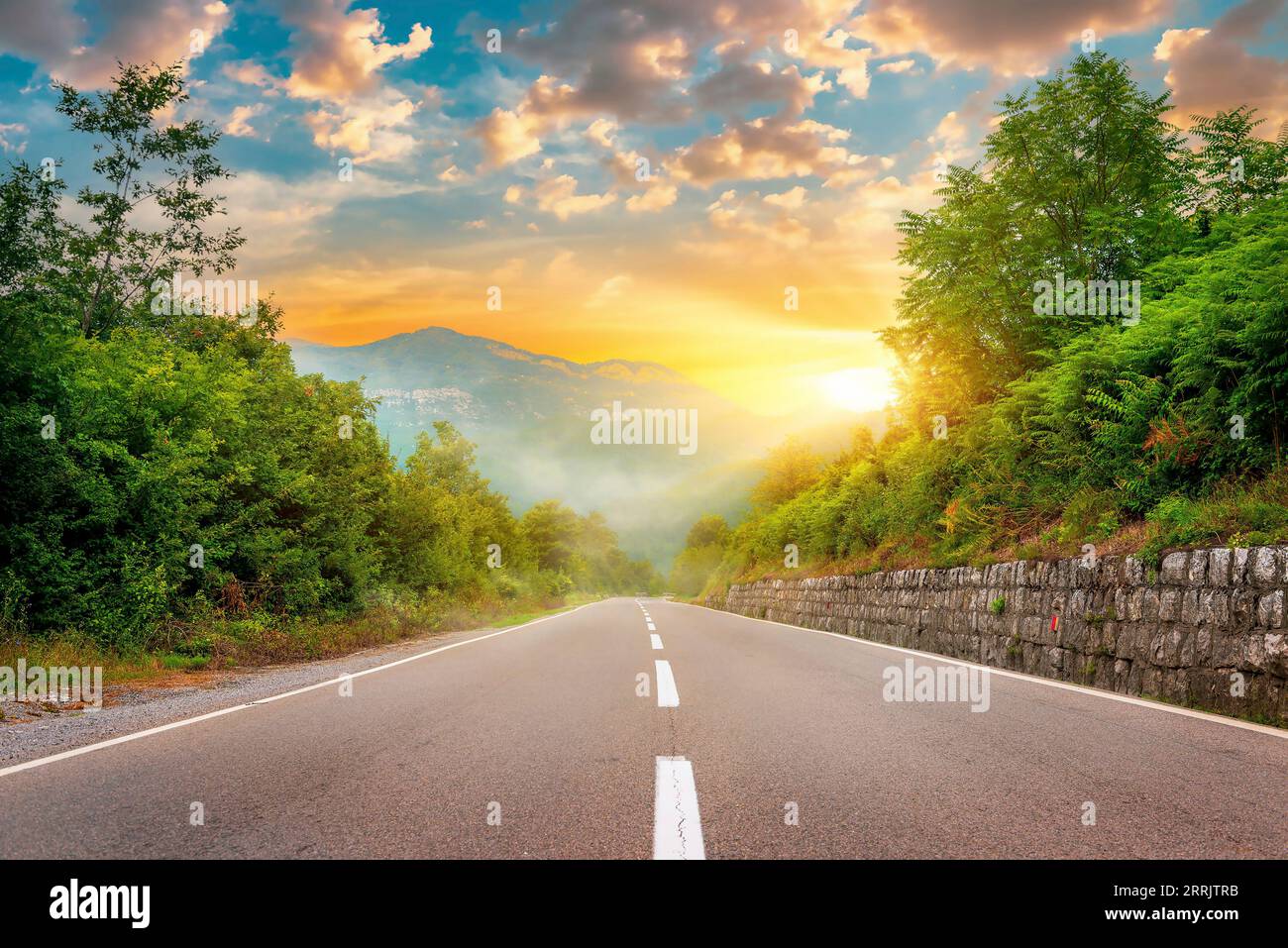 Highlands road mountain highway in hi-res stock photography and images ...