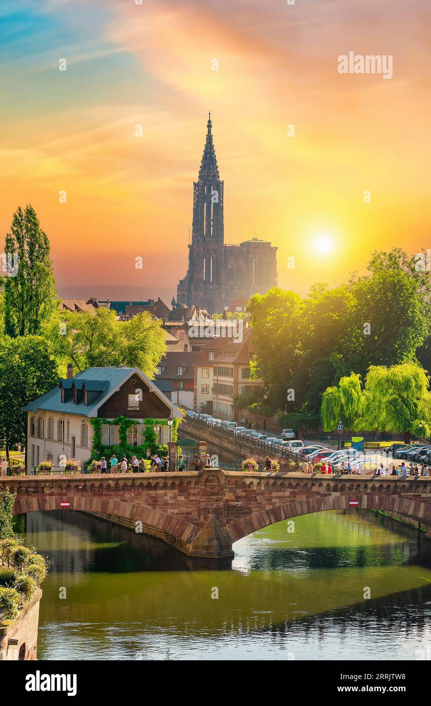 View of covered bridges in strasbourg and cathedral hi-res stock ...