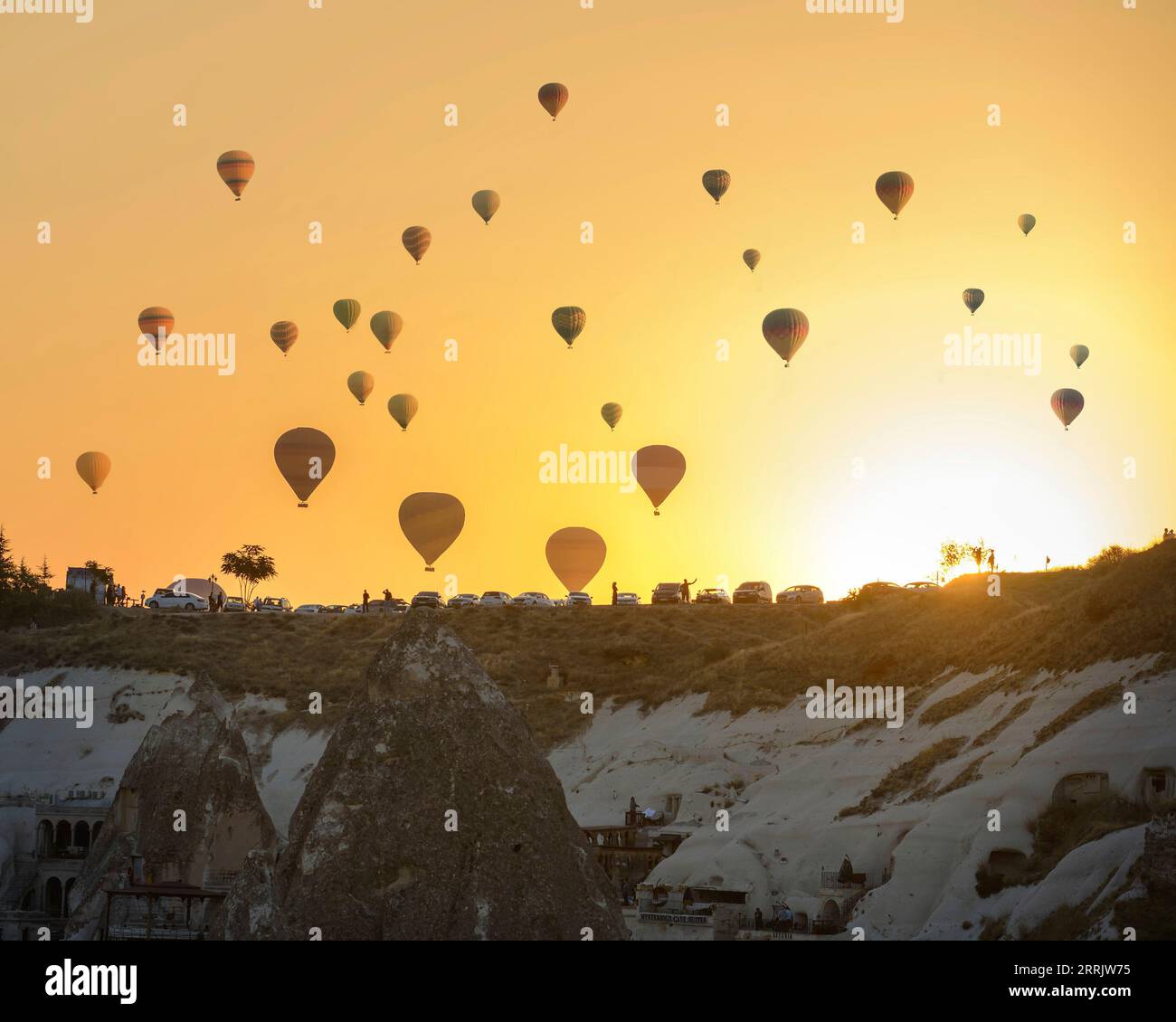 Flying hot air balloons over hi-res stock photography and images - Alamy