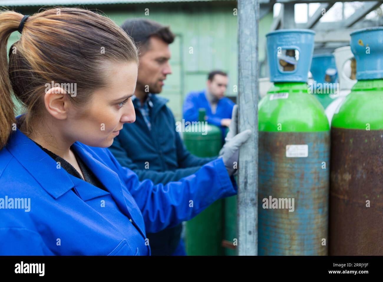 Liquid oxygen lab hi-res stock photography and images - Alamy
