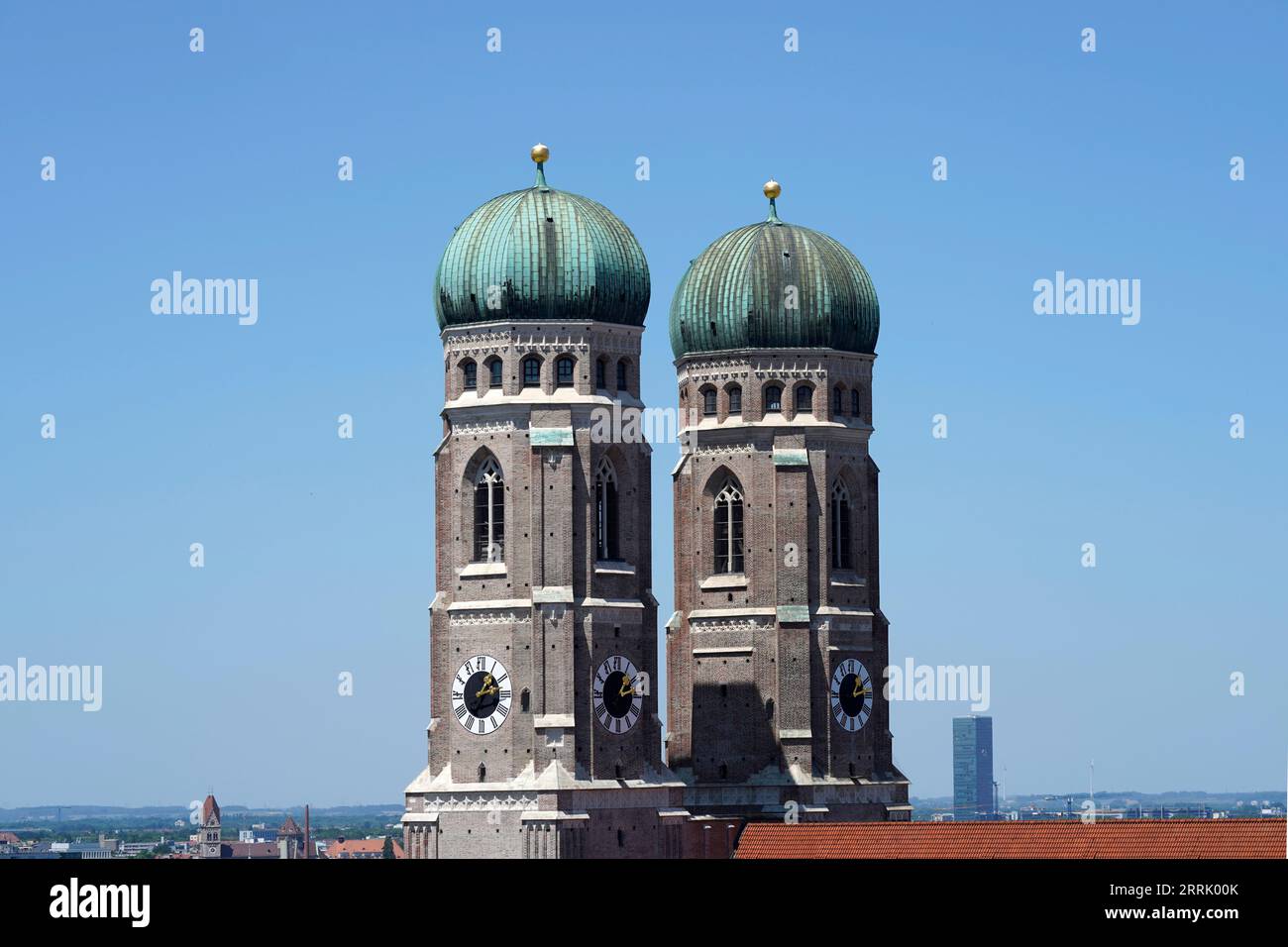 Women towers hi-res stock photography and images - Alamy