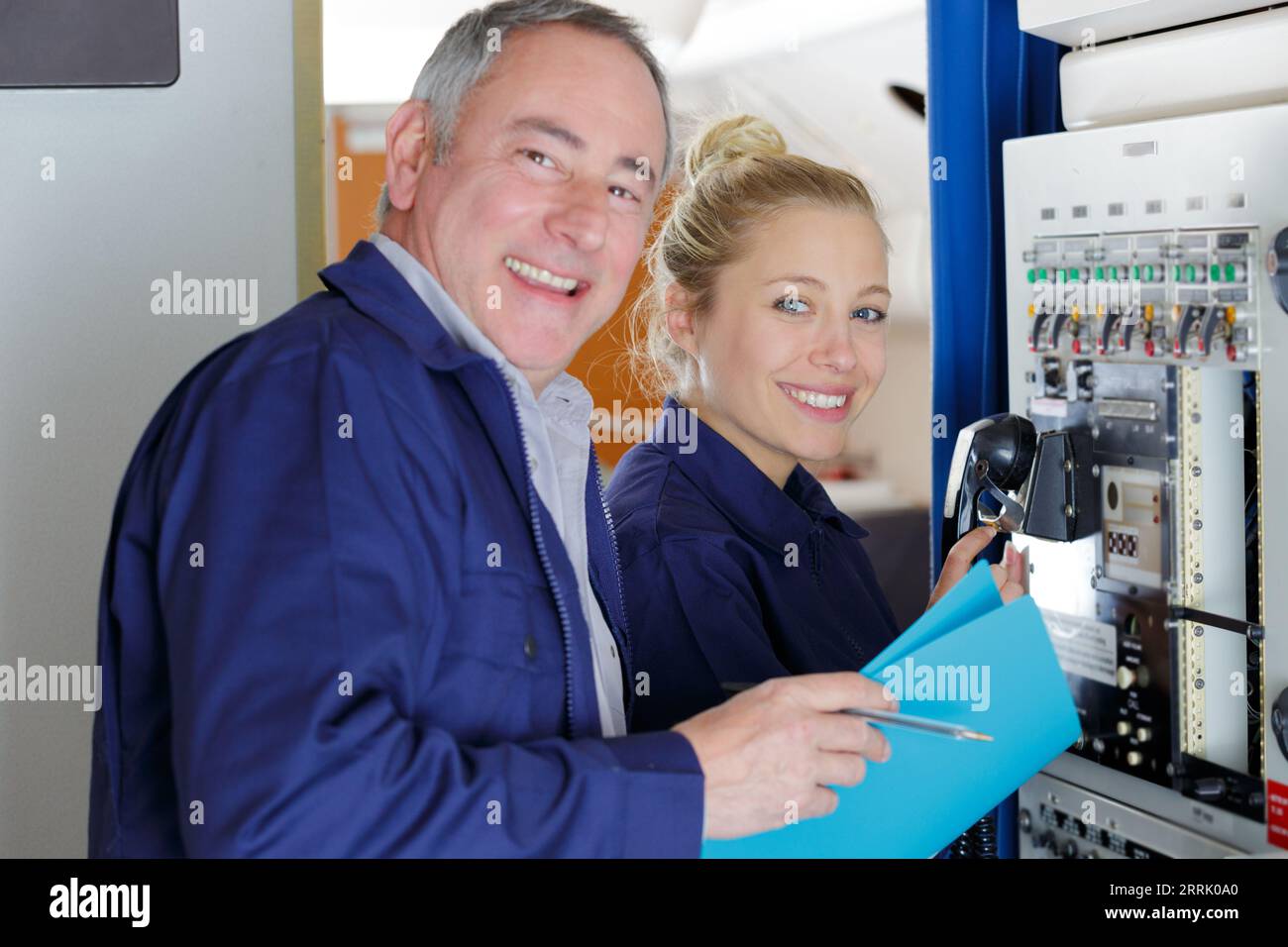 female aircraft maintenance engineer with mentor Stock Photo - Alamy