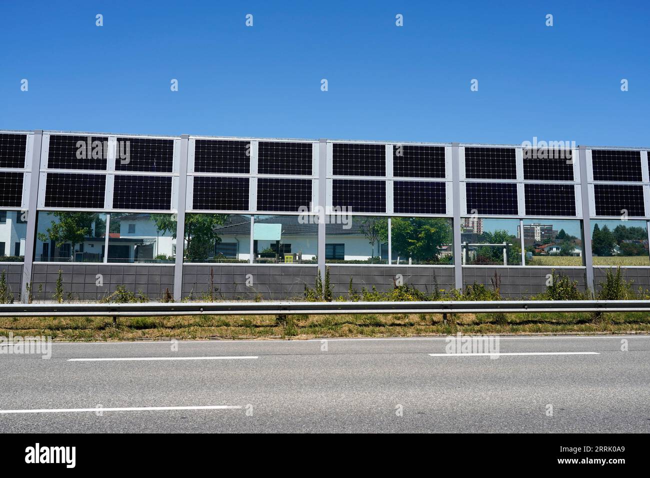 Solar barrier hi-res stock photography and images - Alamy