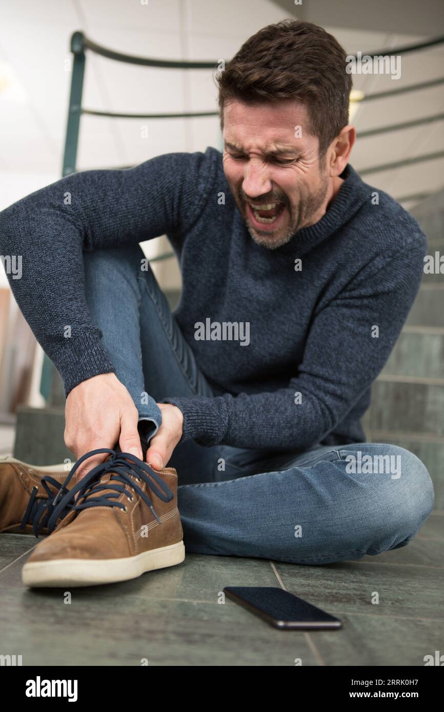 Man fell down hi-res stock photography and images - Alamy