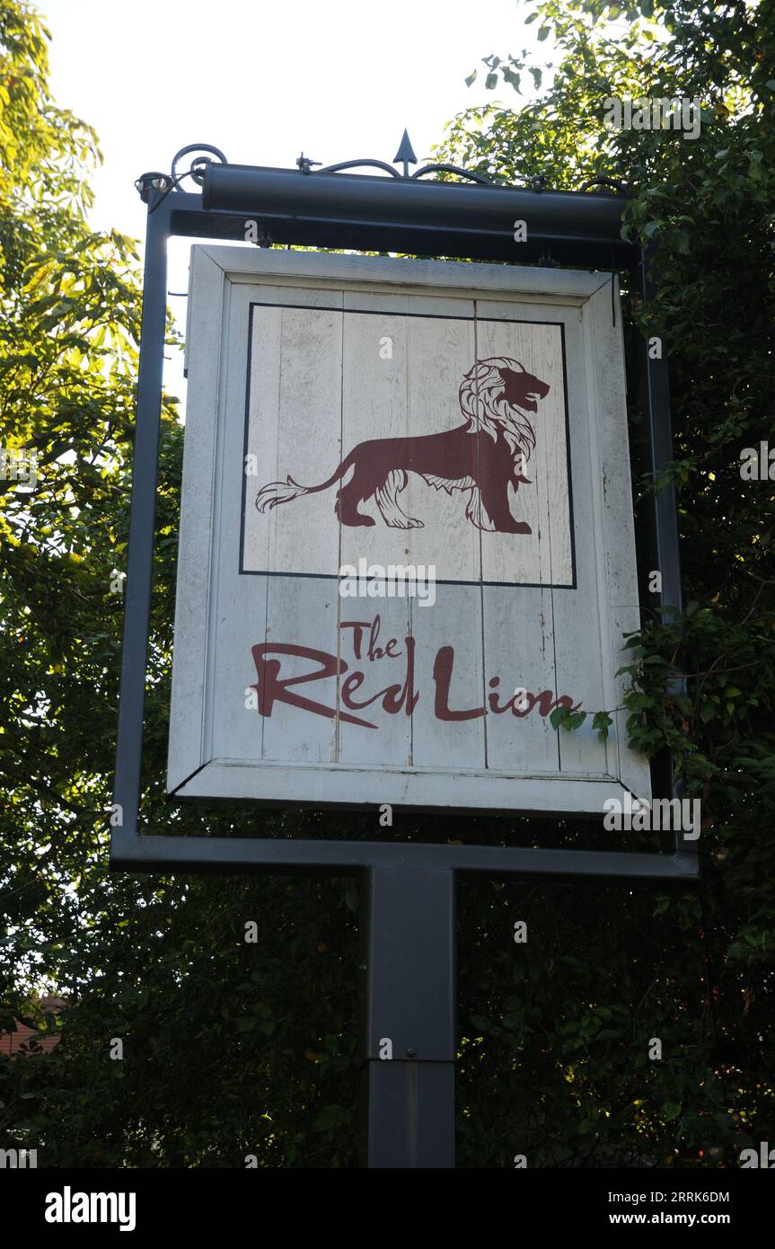 The Red Lion inn sign, Grantchester, Cambridgeshire Stock Photo - Alamy