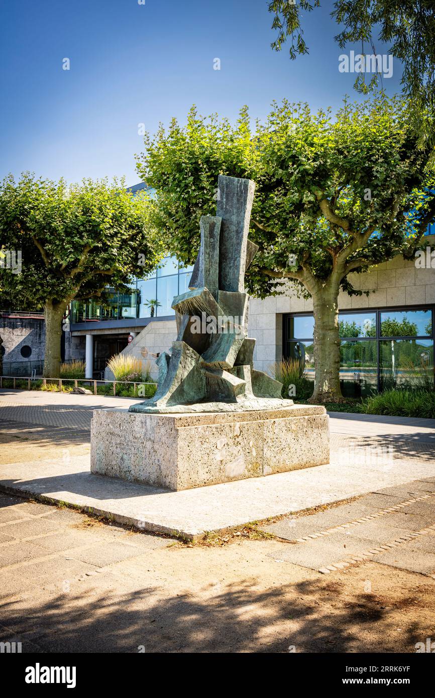 Sculpture on the rhine promenade in mainz hi-res stock photography and ...