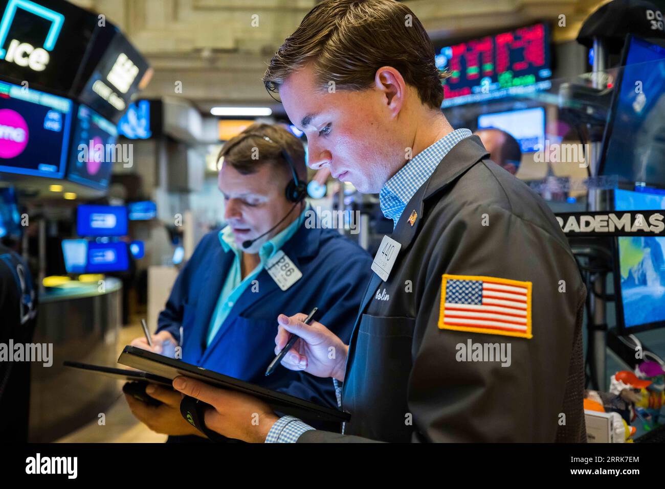 500 202 381 hi-res stock photography and images - Alamy