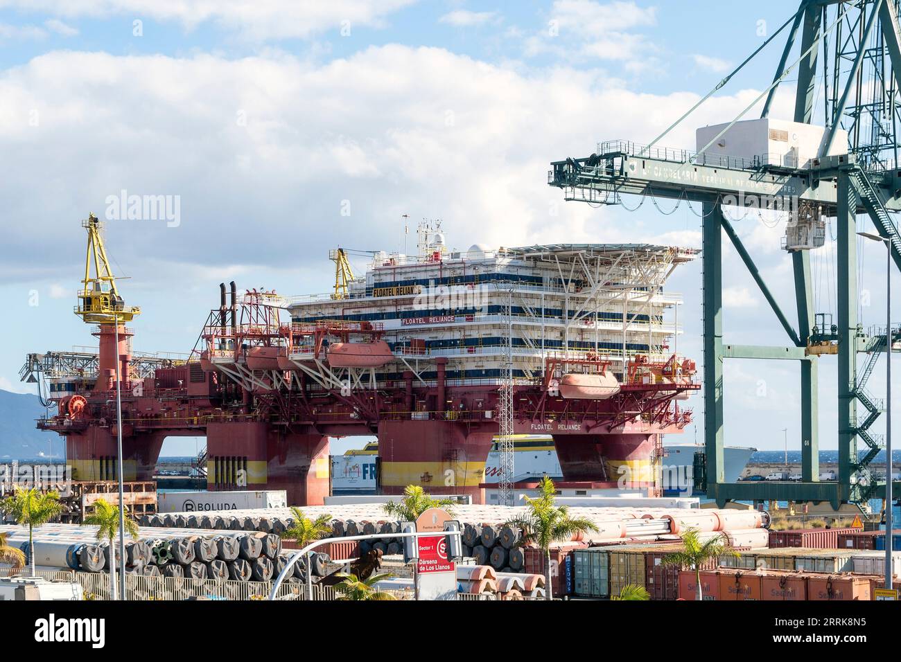 Floatel reliance platform hi-res stock photography and images - Alamy