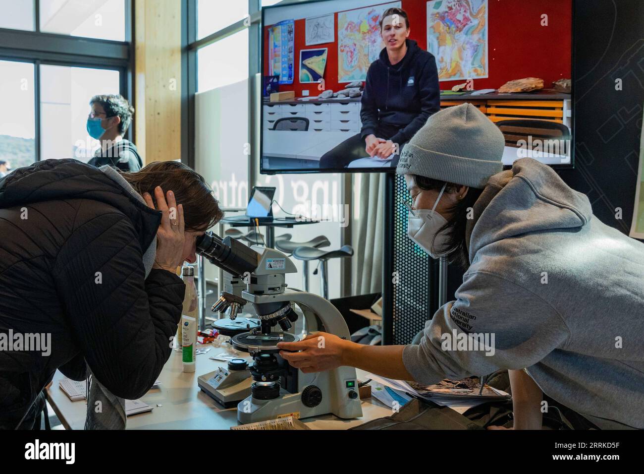 220903 -- CANBERRA, Sept. 3, 2022 -- A visitor looks through a ...