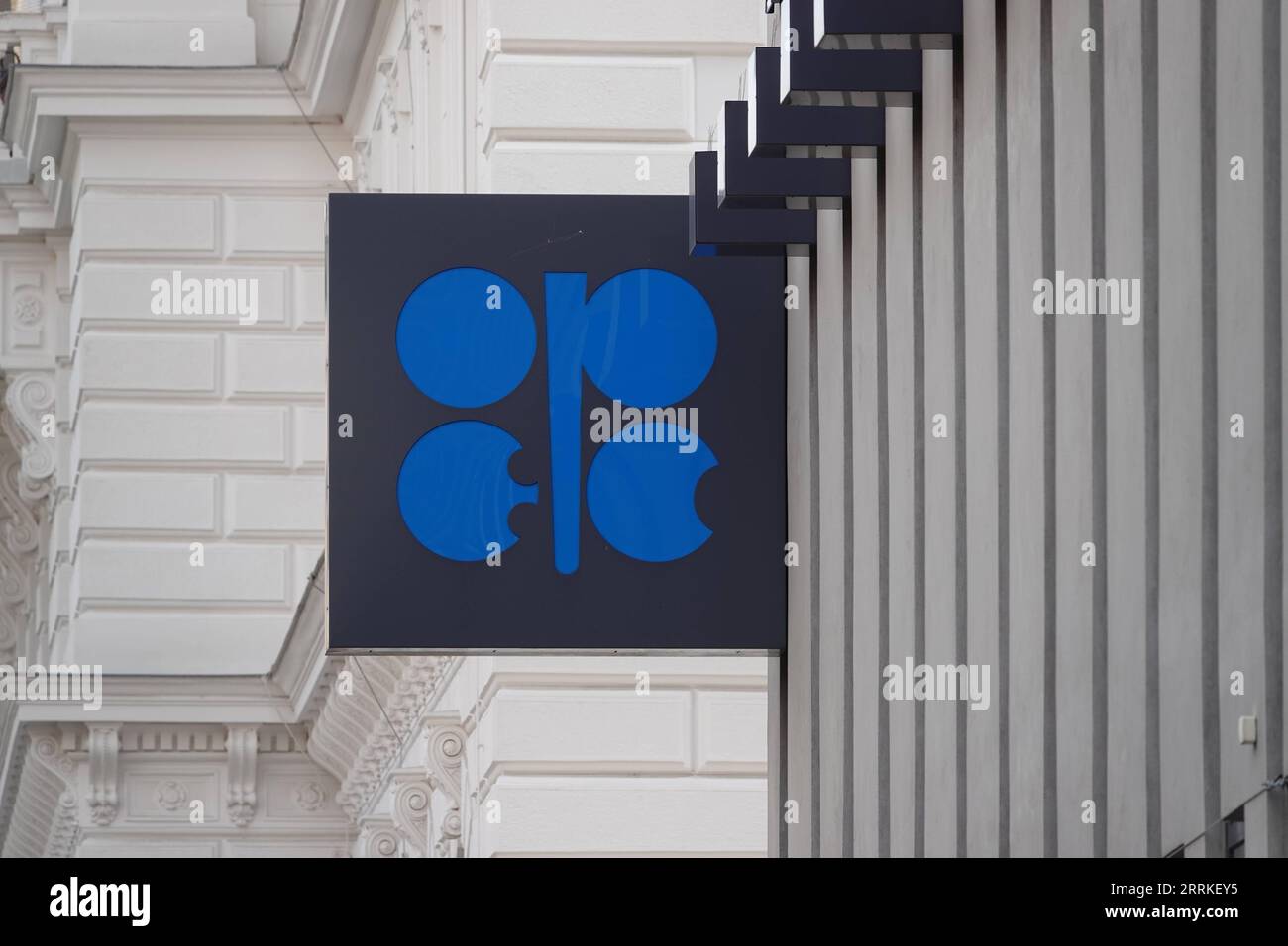 Austria viena opec production hi-res stock photography and images - Alamy