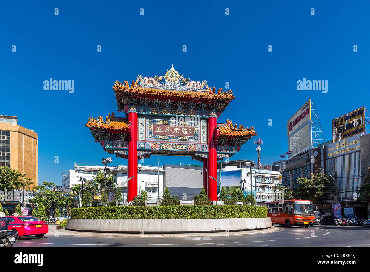 Chinatown Gate, Odeon Circle, Chinatown, Bangkok, Thailand, Asia Stock ...