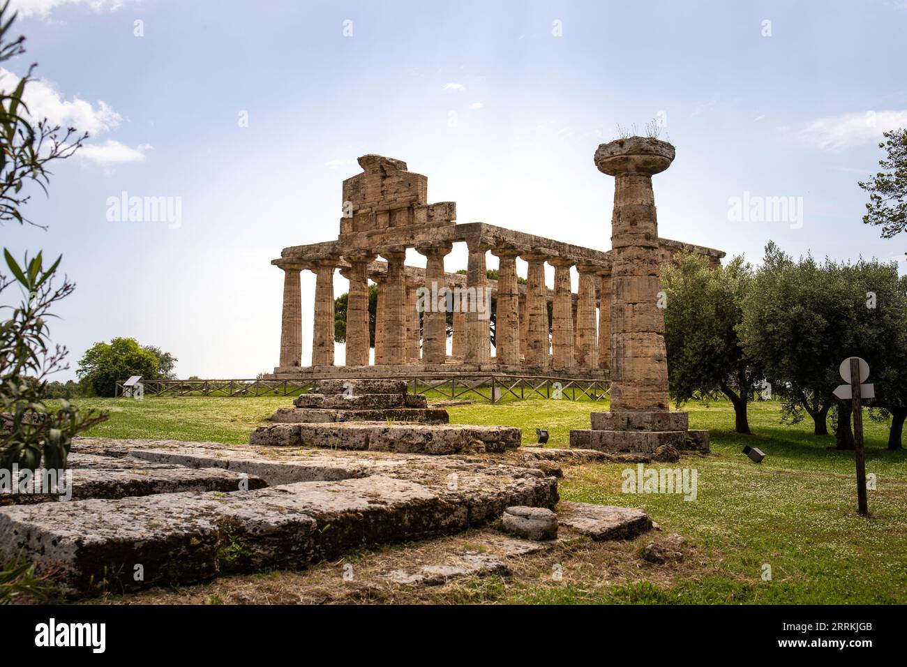 Beautiful temples hi-res stock photography and images - Alamy