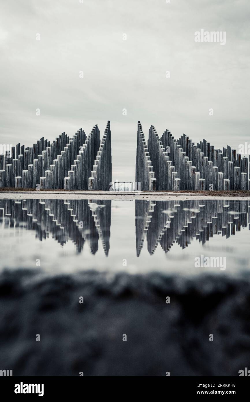 Reflection pyramid hi-res stock photography and images - Alamy