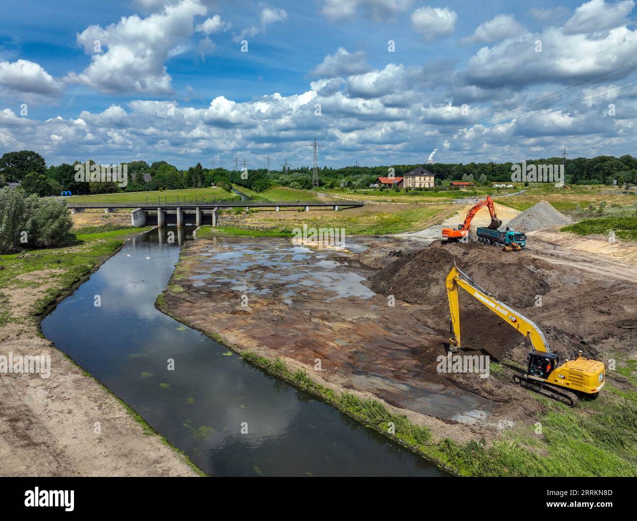 Emscher renaturation, Mengede flood retention basin, Emscher ...