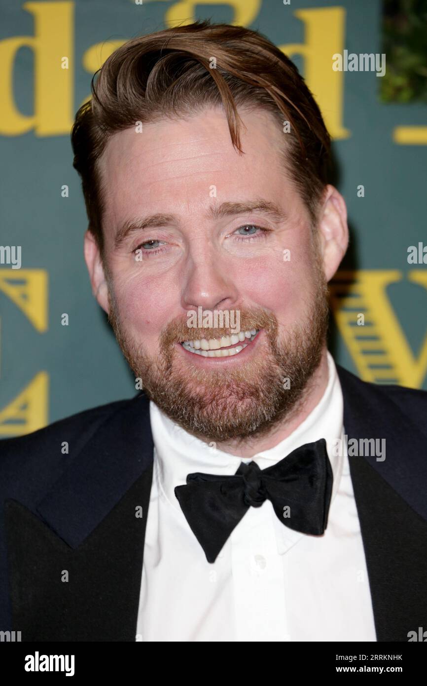 Ricky Wilson attends the London Evening Standard Theatre Awards at ...