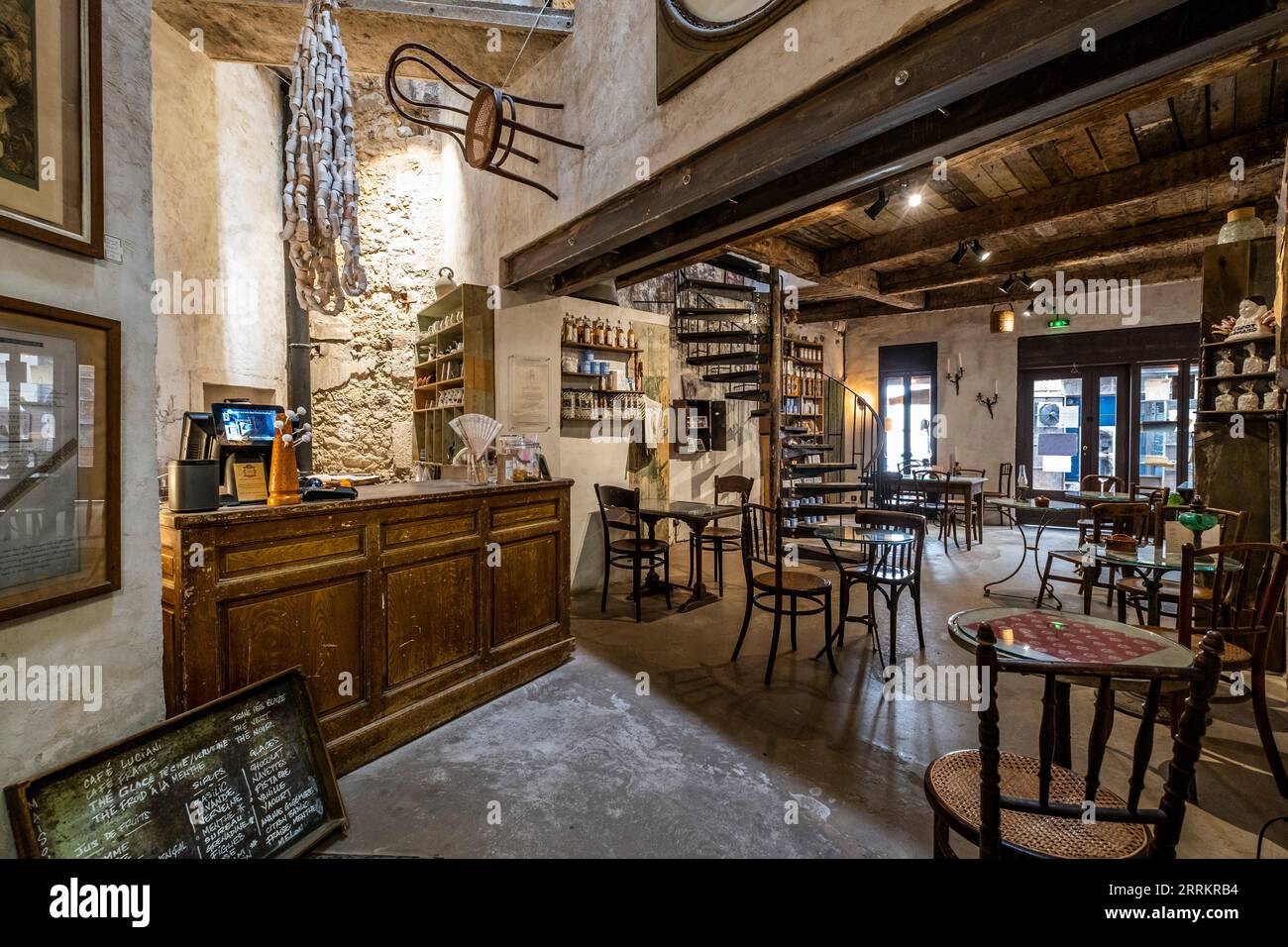 Old department store in marseille hi-res stock photography and images ...