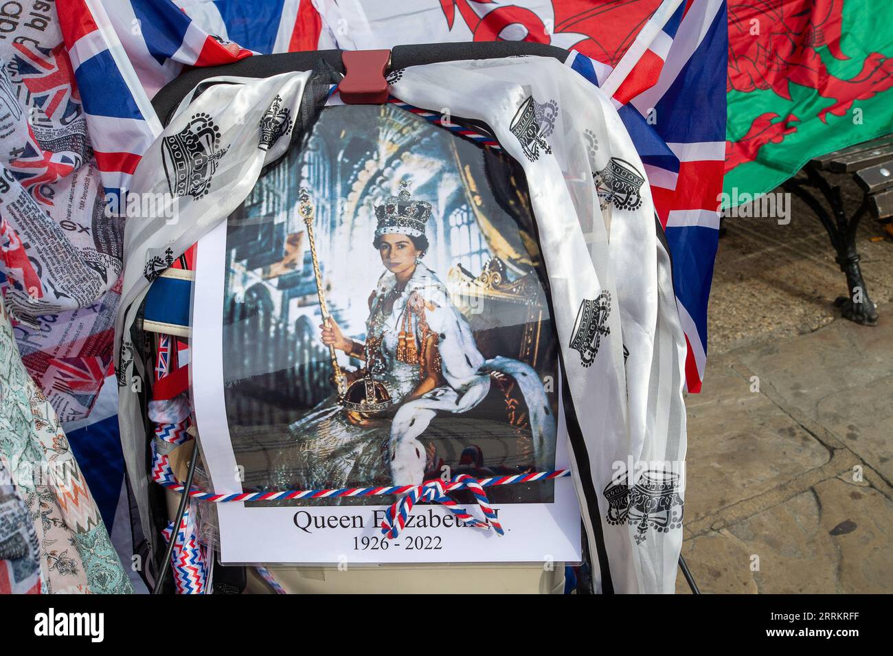 First anniversary of the passing of queen elizabeth ii hi-res stock ...