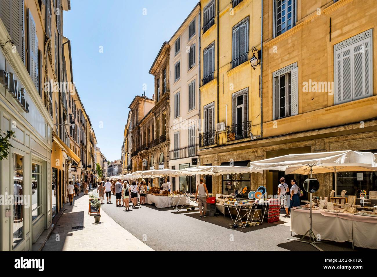Market provence people hi-res stock photography and images - Alamy