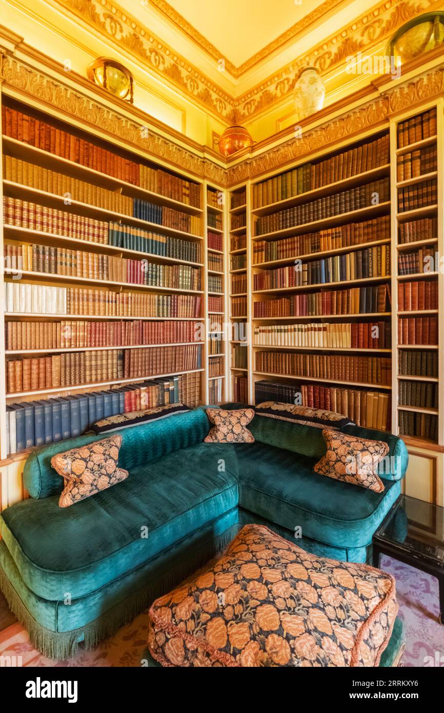 England, Kent, Maidstone, Leeds Castle, The Library Stock Photo - Alamy