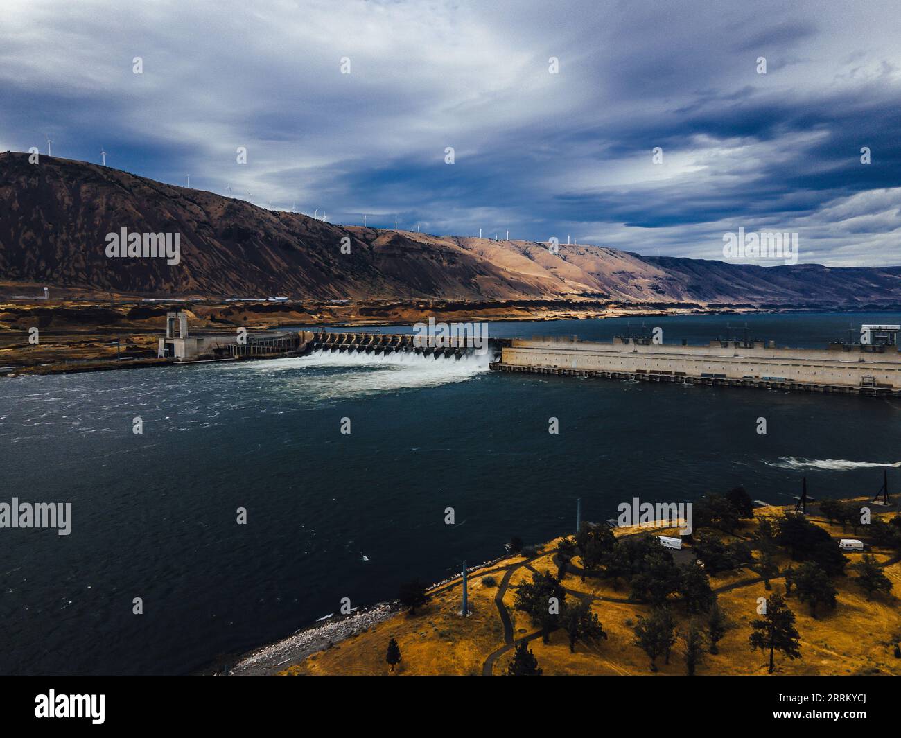John day dam hi-res stock photography and images - Alamy