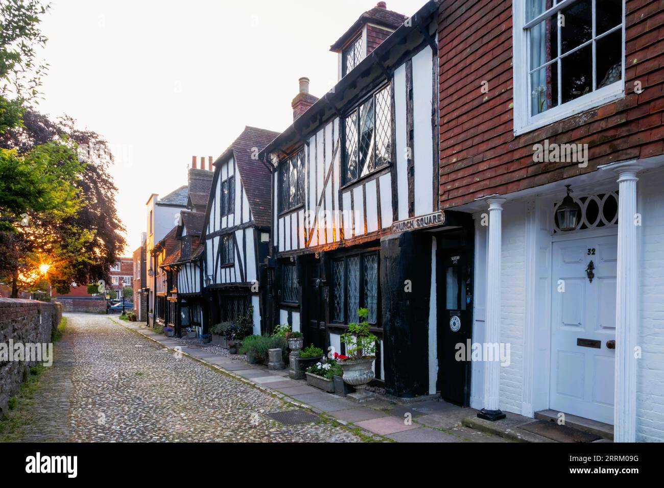Church square rye houses hi-res stock photography and images - Alamy