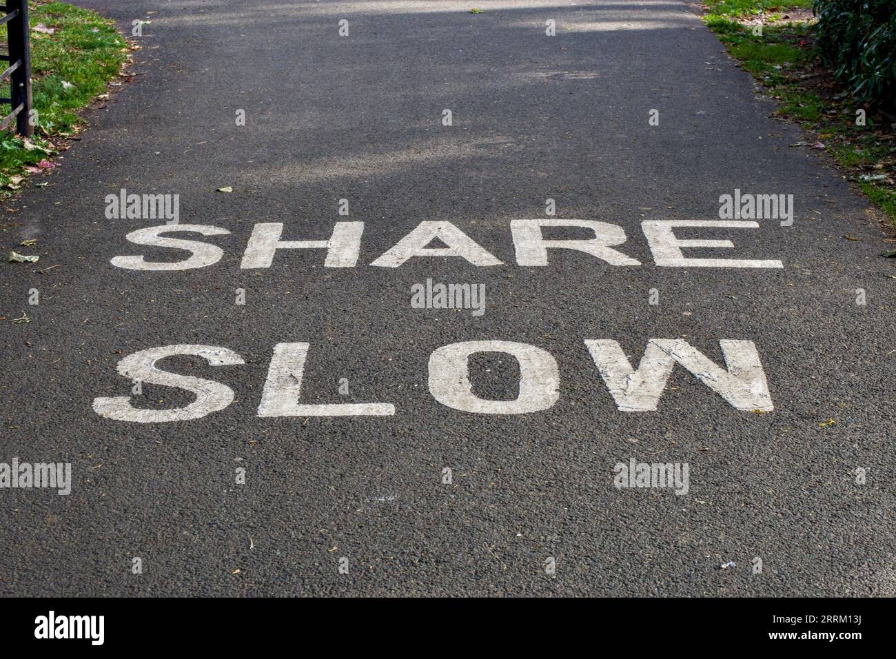 Cyclists pedestrians pathway hi-res stock photography and images - Alamy