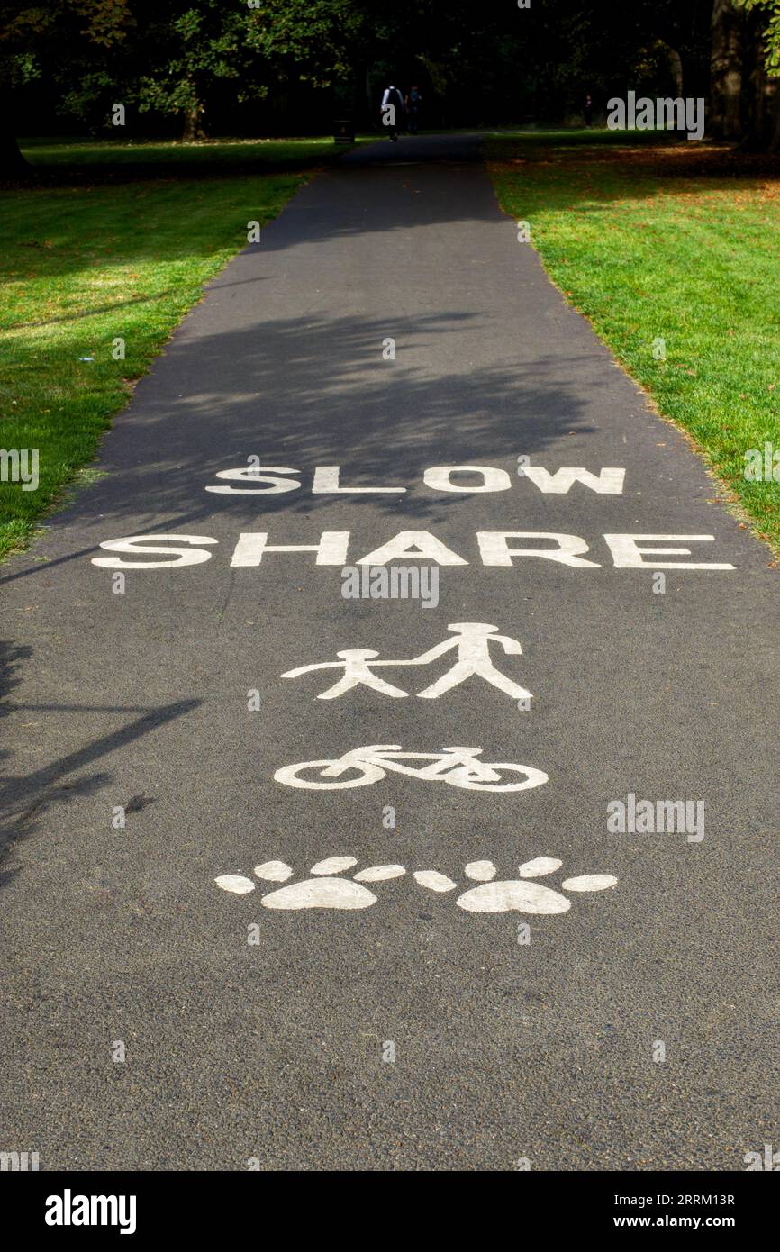 Shared Pathway Sign, Cassiobury Park, Watford, Hertfordshire, England ...