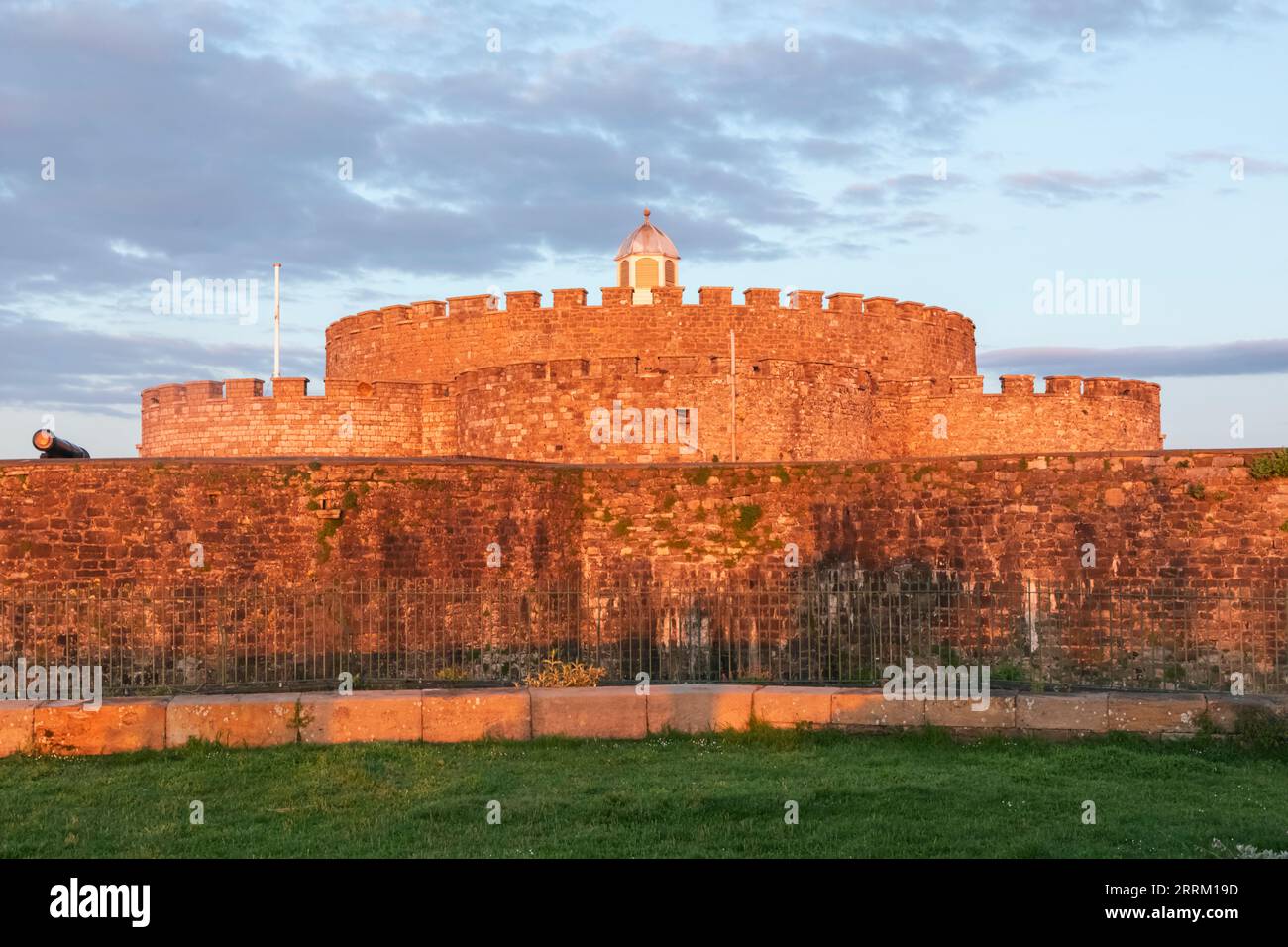Deal kent castle hi-res stock photography and images - Alamy