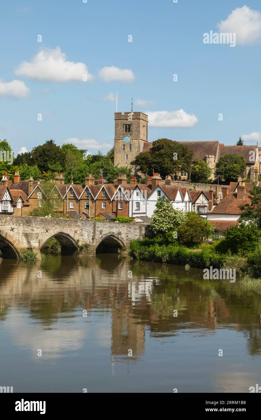 England, Kent, Maidstone, Aylesford Village and River Medway Stock ...