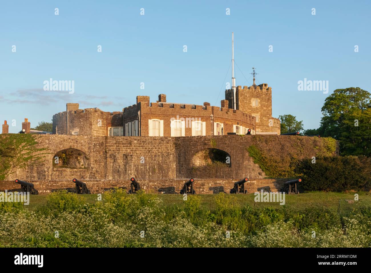 Deal castle deal kent england hi-res stock photography and images - Alamy