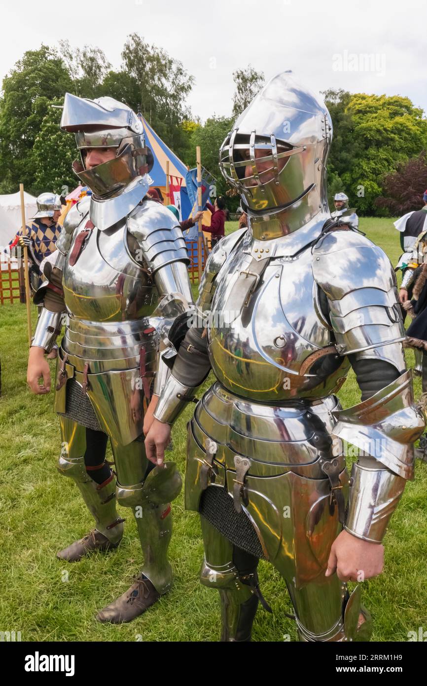 Jousting armour hi-res stock photography and images - Alamy