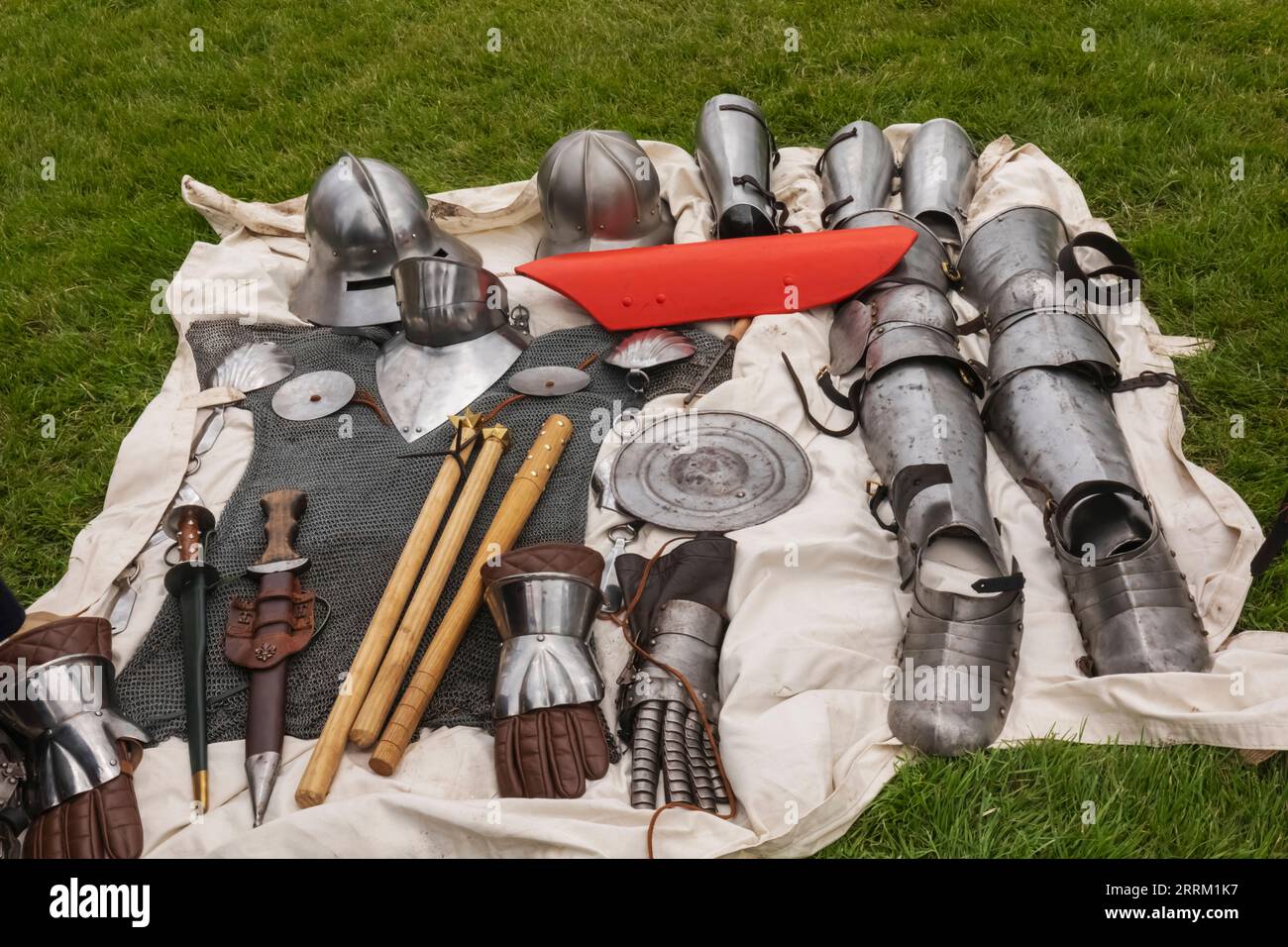 England, Kent, Maidstone, Leeds, Leeds Castle, Medieval Festival ...