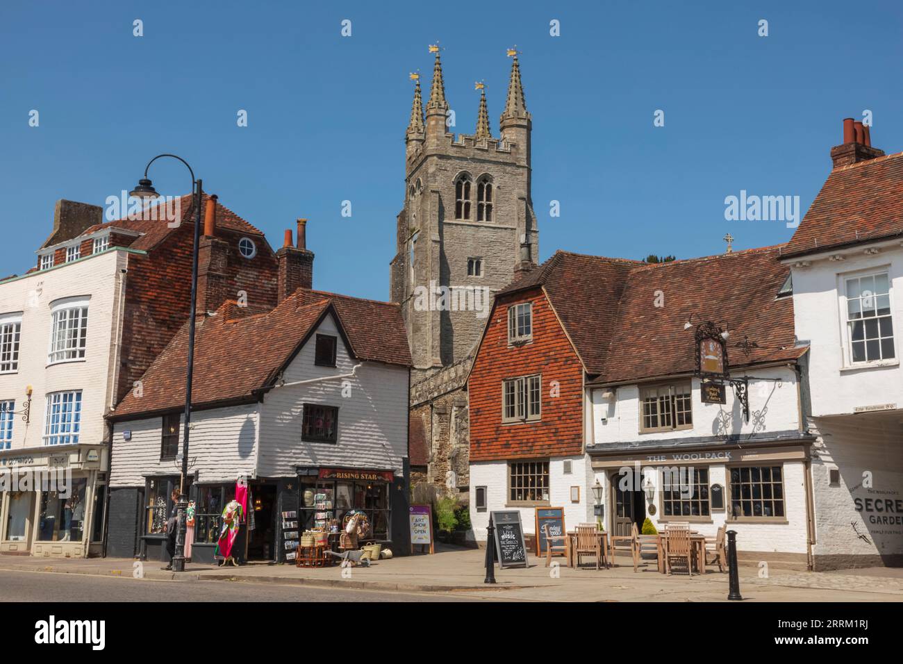 England, Kent, Tenterden, The High Street and St Mildred's Church Stock ...