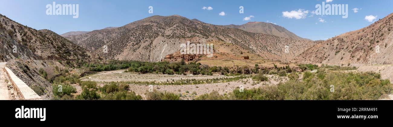 Picturesque village Douar Ouddift at the Tizi n'Test pass in the Atlas ...