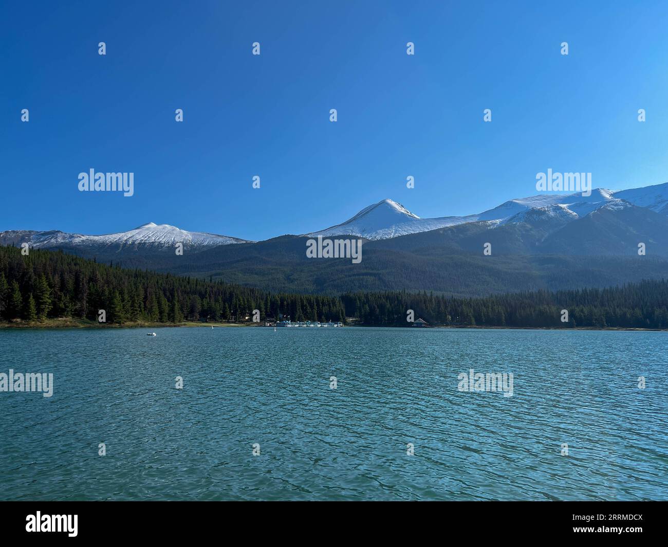 Maligne lake british columbia hi-res stock photography and images - Alamy