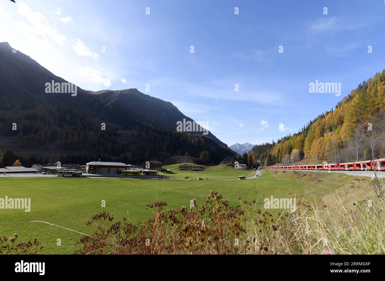 221030 -- BERGUN, Oct. 30, 2022 -- The world s longest narrow gauge passenger train runs on the ...