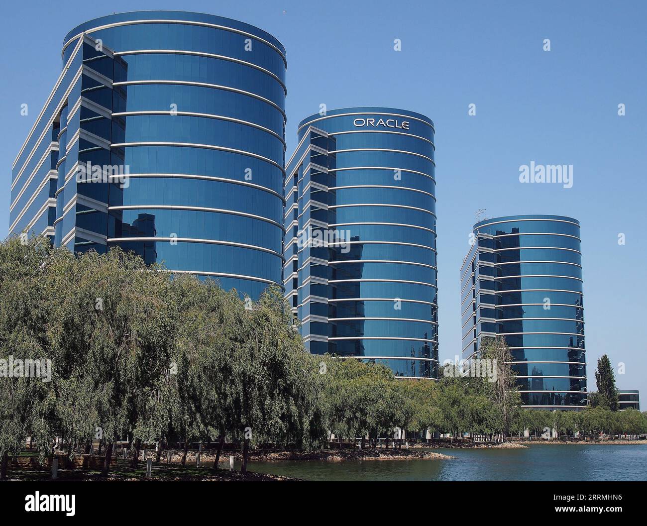 Software corporation hi-res stock photography and images - Alamy