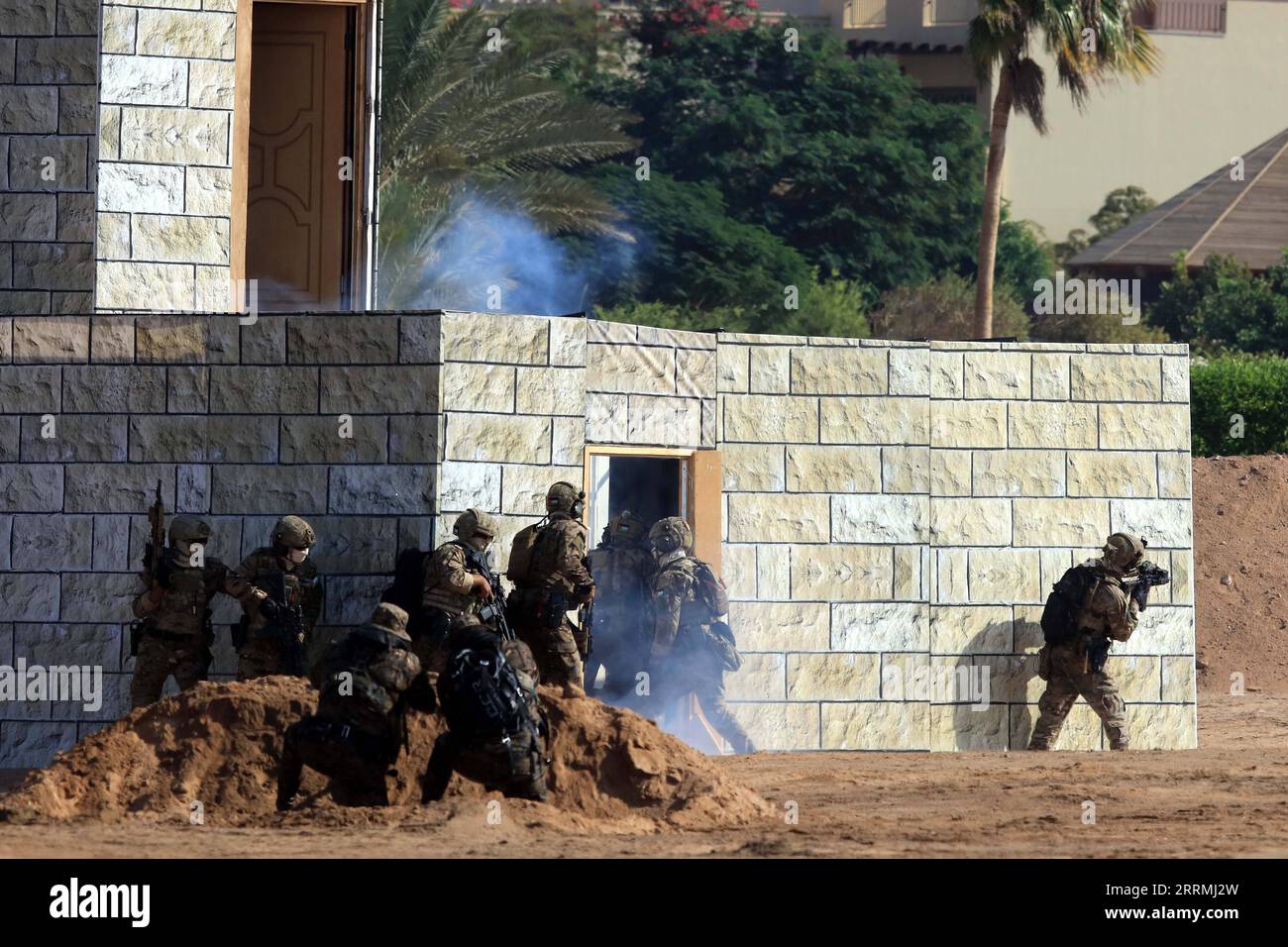 221101 -- AQABA JORDAN, Nov. 1, 2022 -- Jordanian special forces take ...