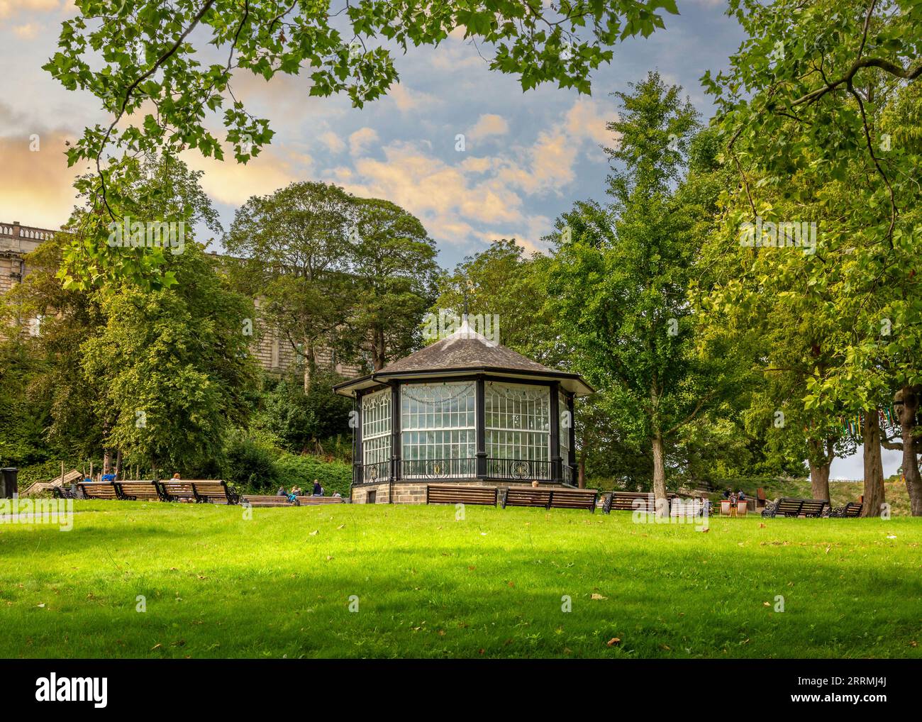 War memorial in castle gardens hi-res stock photography and images - Alamy