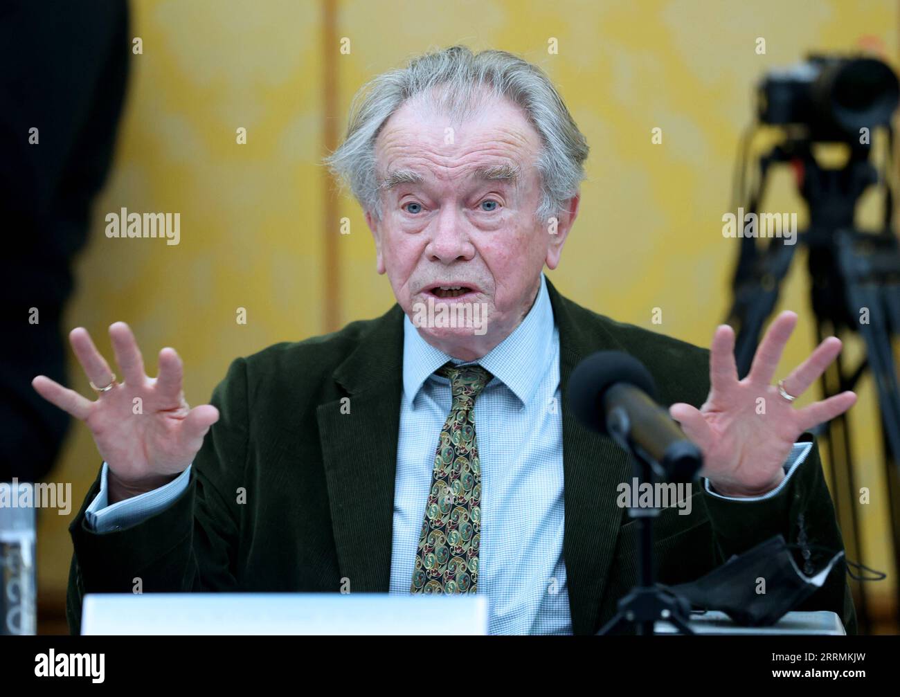 Meticulous planning hi-res stock photography and images - Alamy
