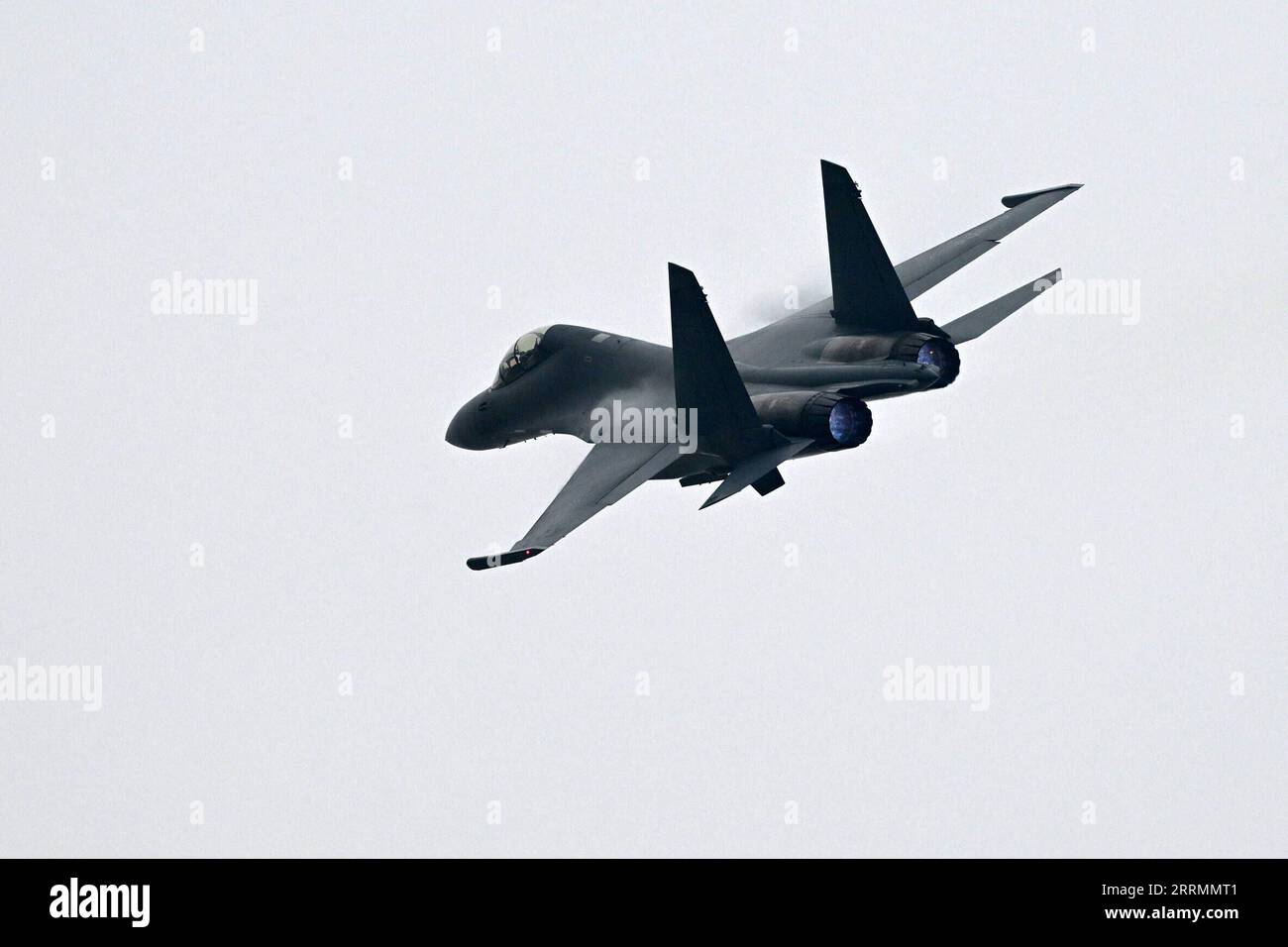 J 8 aircraft china hi-res stock photography and images - Alamy