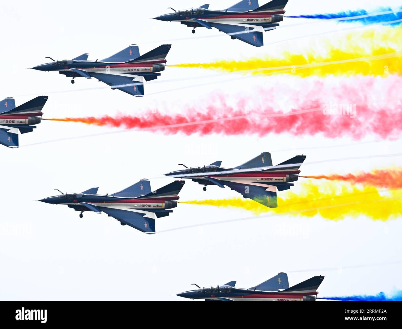 221108 -- ZHUHAI, Nov. 8, 2022 -- Aircrafts of China s Bayi Aerobatic ...