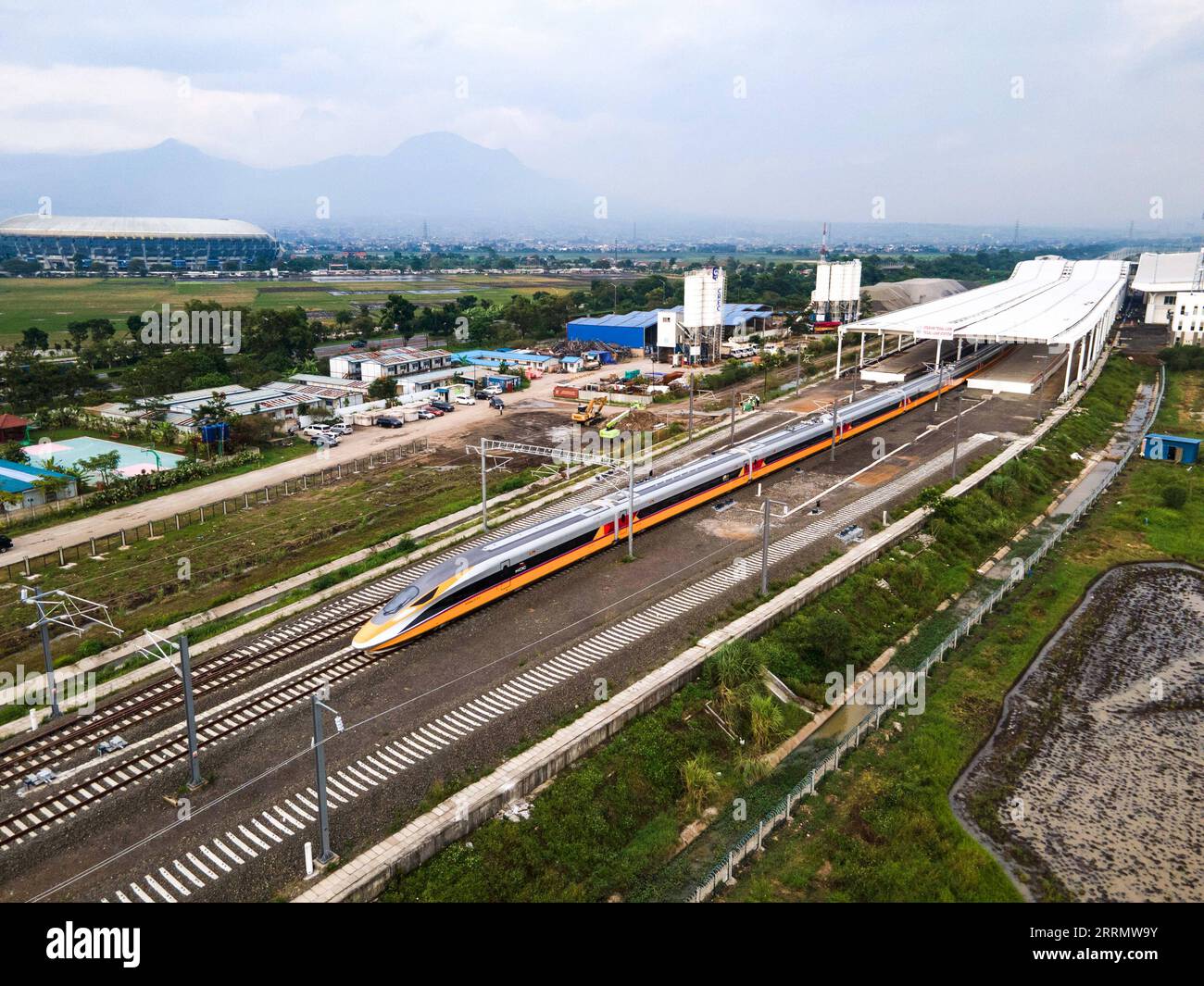 221117 -- JAKARTA, Nov. 17, 2022 -- This aerial photo taken on Nov. 16 ...