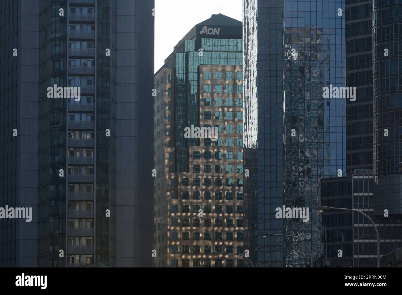 Aon logo icon hi-res stock photography and images - Alamy