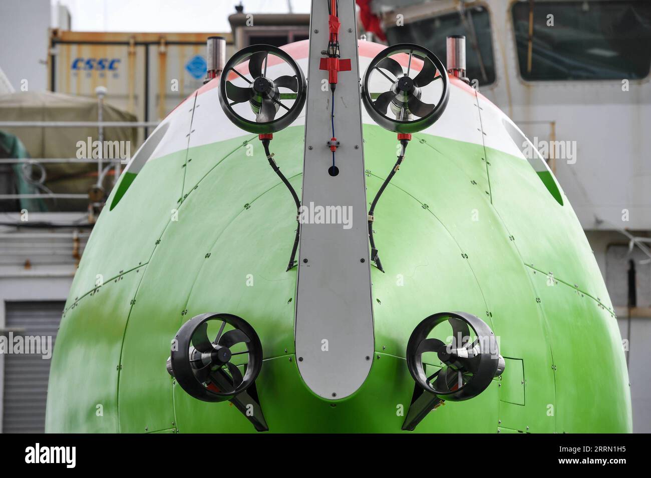 Human occupied vehicle hi-res stock photography and images - Alamy