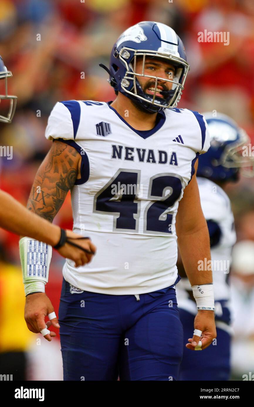 LOS ANGELES, CA - SEPTEMBER 02: Nevada Wolf Pack linebacker Jackson ...