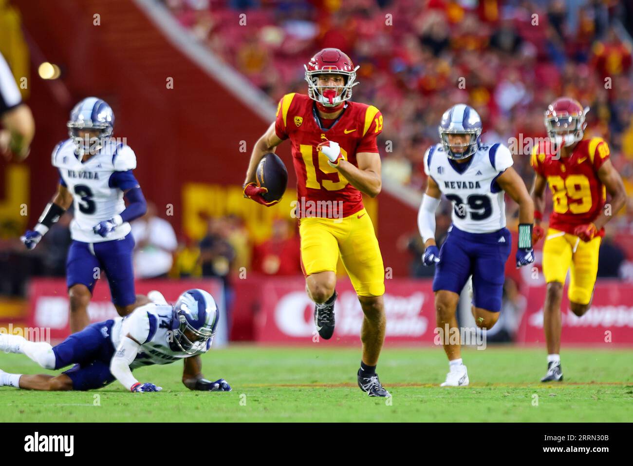 LOS ANGELES, CA - SEPTEMBER 02: USC Trojans wide receiver Duce Robinson ...